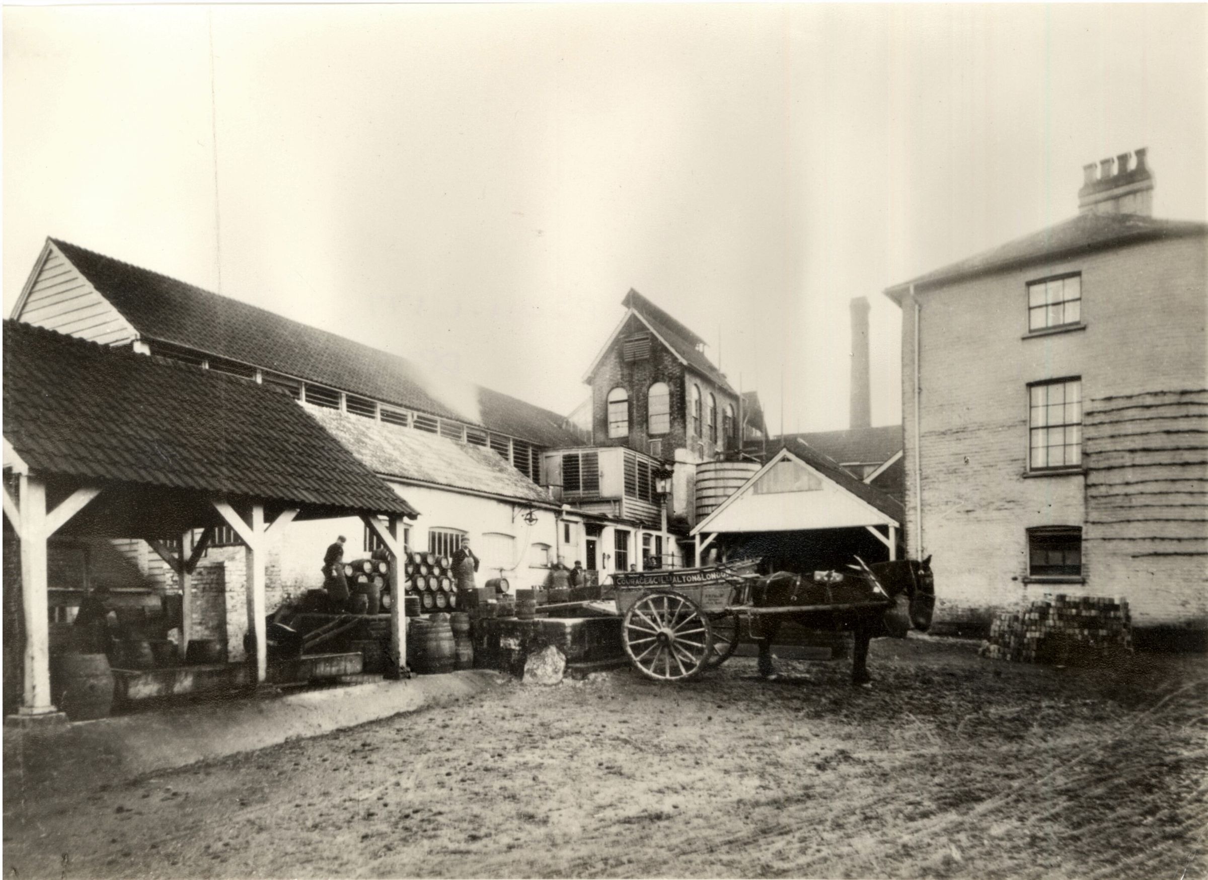 A historic town tour: Alton